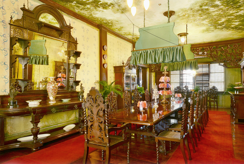 Trivia No. 3: Casa Manila and the Soltero – Renacimiento Manila